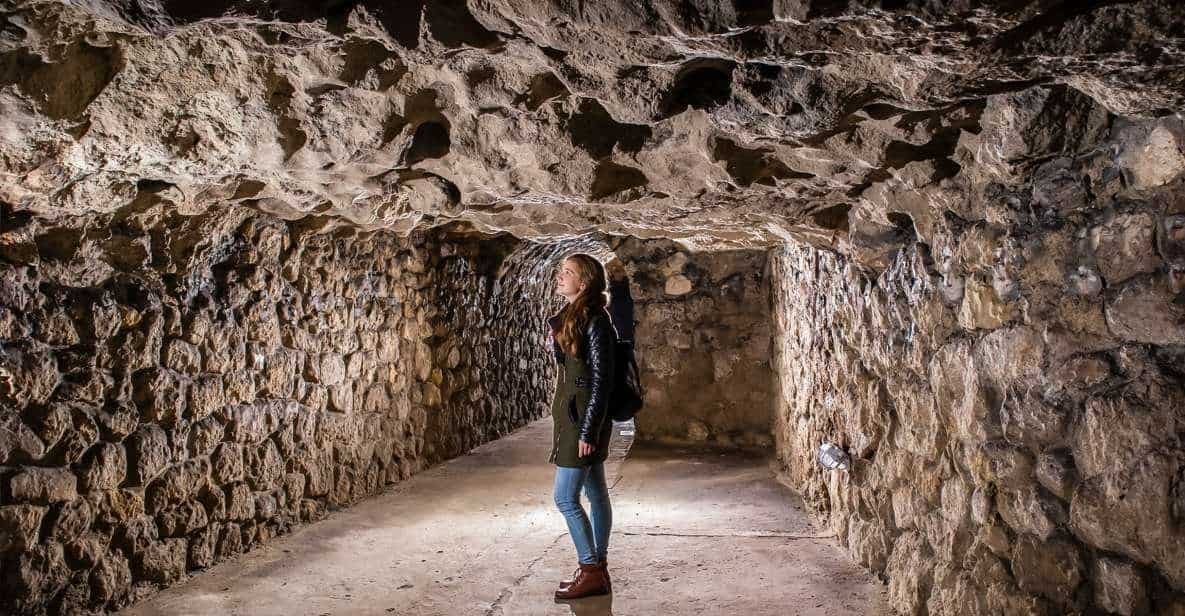 Cave Labyrinth tour - WannaWalk